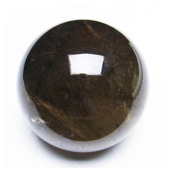 ライトニングクリスタルは雷が落ちてできたと言われています。水晶は電気やエネルギーを記憶したりする性質があり、ライトニングクリスタルは大自然の稲妻のエネルギーを吸収した貴重なクリスタルです。まずは、雷が鳴る。そして土に埋まっている、または水晶...