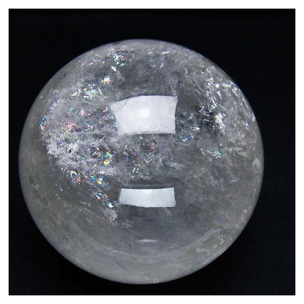 【クリスタルクォーツ（水晶）】無色透明の水晶。世界中で最も知られ、その効果は万能とされ、水晶といわれると一般にイメージするベーシックな水晶です。その透きとおった姿を見ているだけで、すがすがしい気持ちにさせてくれそうです。あらゆる水晶の中でも...