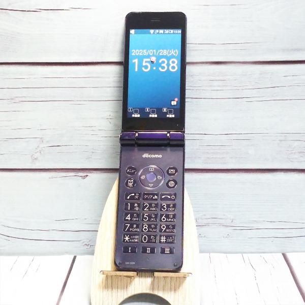 ネットワークに利用制限がかかった場合、全額返金させていただきます。商品は本体（バッテリー内蔵）のみです。その他の付属品はありませんのでご注意ください。【特記事項】カメラレスケータイです。【バッテリー性能】著しい性能低下がないことを確認してい...