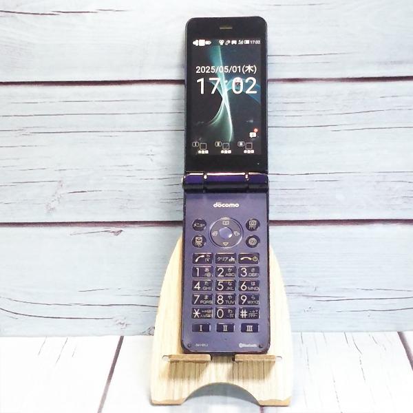 ネットワーク判定○のため安心してお使いいただけます。商品は本体（バッテリー内蔵）のみです。その他の付属品はありませんのでご注意ください。【特記事項】擦り傷によりアウトカメラに若干の曇りがみられます。また、ヒンジ部破損のため訳あり品としてお安...