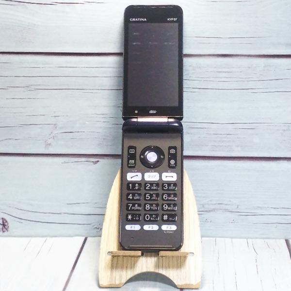 ネットワーク判定○のため安心してお使いいただけます。商品は本体（バッテリー内蔵）のみです。その他の付属品はありませんのでご注意ください。【特記事項】起動しないためジャンク品での出品です。【液晶の状態】ボタン痕がみられます。画像にてご確認くだ...