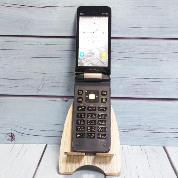 ネットワーク判定○のため安心してお使いいただけます。商品は本体（バッテリー内蔵）のみです。その他の付属品はありませんのでご注意ください。【特記事項】なし。【バッテリー性能】著しい性能低下がないことを確認しています（OSからの性能確認不可）【...