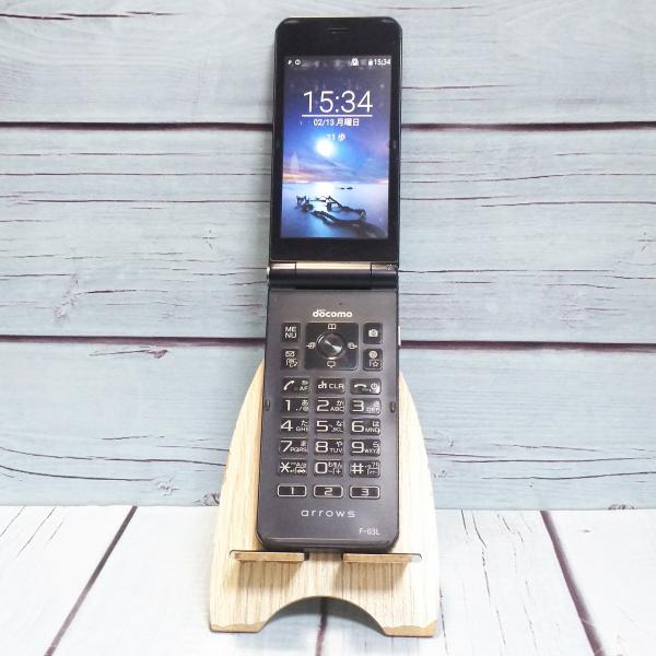 商品は本体（バッテリー内蔵）のみです。その他の付属品はありませんのでご注意ください。【特記事項】SIMトレーが欠損しています（他のSIMトレーを使ってSIMロック解除を行っています）。また、液晶不良のため訳あり品としてお安めに販売中です。【...