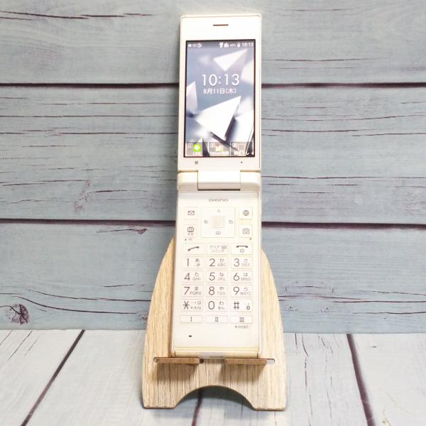 ネットワーク判定○のため安心してお使いいただけます。商品は本体（バッテリー内蔵）のみです。その他の付属品はありませんのでご注意ください。【特記事項】擦り傷によりアウトカメラにくもりがみられます。【バッテリー性能】著しい性能低下がないことを確...