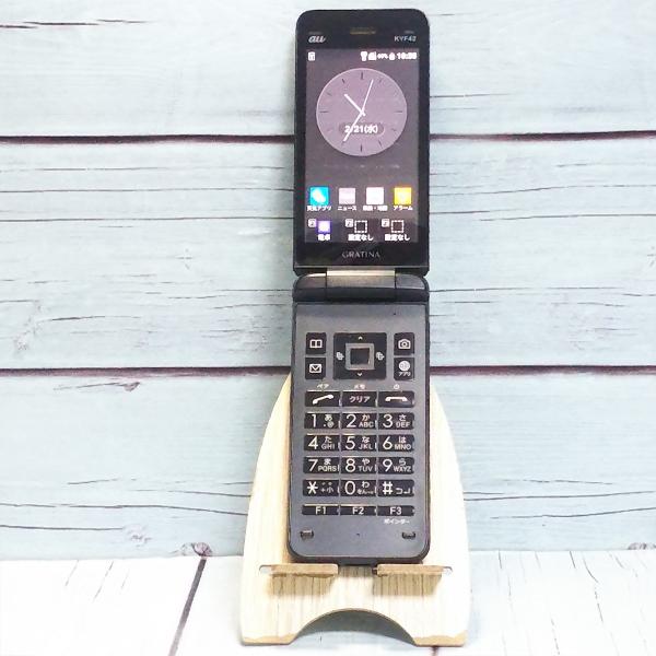 ネットワーク判定○のため安心してお使いいただけます。商品は本体（バッテリー内蔵）のみです。その他の付属品はありませんのでご注意ください。【特記事項】サブディスプレイが表示されません。【バッテリー性能】著しい性能低下がないことを確認しています...