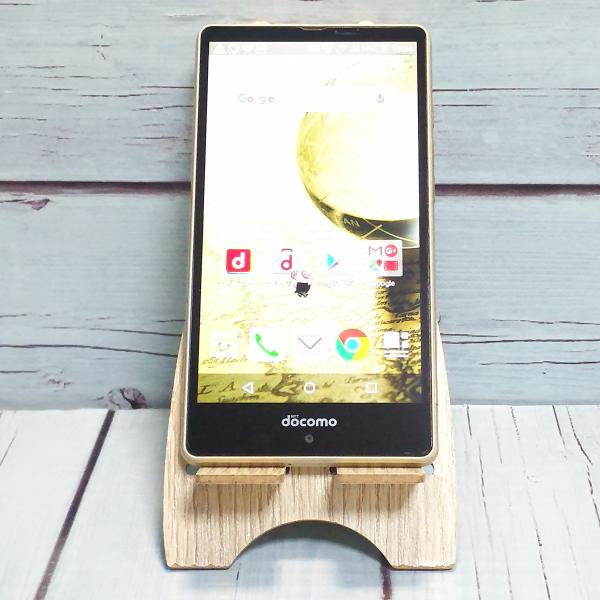 ネットワーク判定○のため安心してお使いいただけます。商品は本体（バッテリー内蔵）のみです。その他の付属品はありませんのでご注意ください。【特記事項】擦り傷によりアウトカメラに若干の曇りがみられます。【バッテリー性能】[検品時]Android...