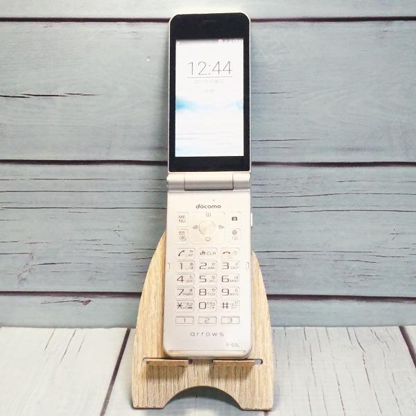 商品は本体（バッテリー内蔵）のみです。その他の付属品はありませんのでご注意ください。【特記事項】バッテリー不良です（他の電池を使用して検品を行っています）。また、液晶の状態が良くないためジャンク品での出品です。【バッテリー性能】バッテリー不...