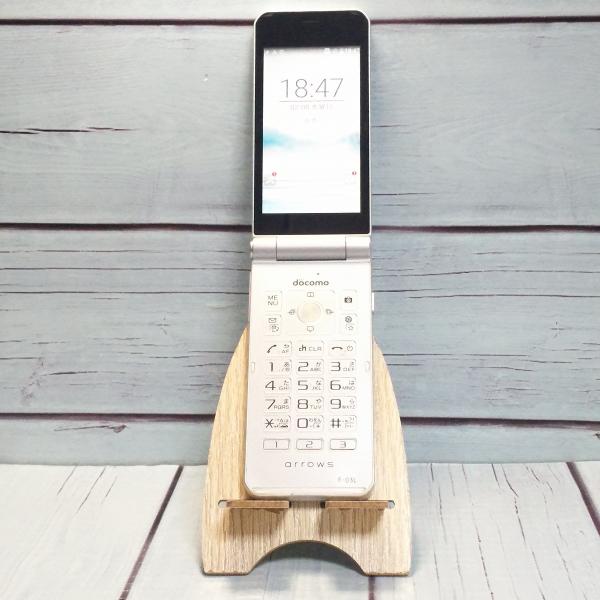 商品は本体（バッテリー内蔵）のみです。その他の付属品はありませんのでご注意ください。【特記事項】内部剥がれが大きいため訳あり品としてお安めに販売です。【バッテリー性能】著しい性能低下がないことを確認しています（OSからの性能確認不可）【液晶...