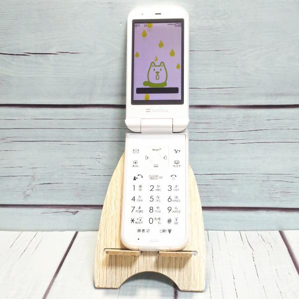 ネットワーク判定○のため安心してお使いいただけます。商品は本体（バッテリー内蔵）のみです。その他の付属品はありませんのでご注意ください。【特記事項】なし。【バッテリー性能】著しい性能低下がないことを確認しています（OSからの性能確認不可）【...