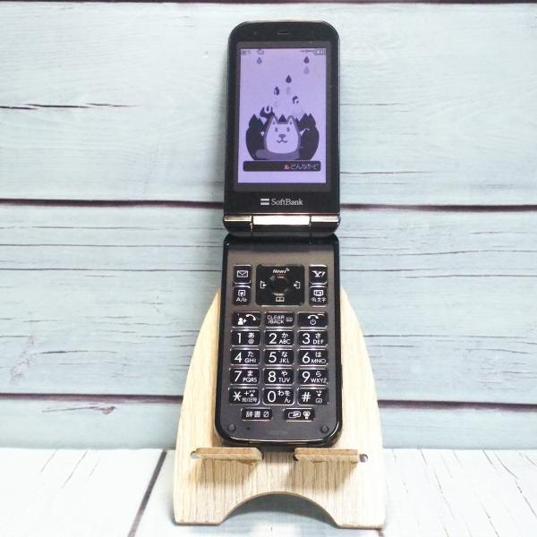 ネットワーク判定○のため安心してお使いいただけます。商品は本体（バッテリー内蔵）のみです。その他の付属品はありませんのでご注意ください。【特記事項】なし。【バッテリー性能】著しい性能低下がないことを確認しています（OSからの性能確認不可）【...