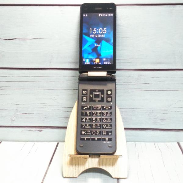 ネットワーク判定○のため安心してお使いいただけます。商品は本体（バッテリー内蔵）のみです。その他の付属品はありませんのでご注意ください。【特記事項】本体に破損がみられるため訳あり品としてお安めに販売です。【バッテリー性能】著しい性能低下がな...