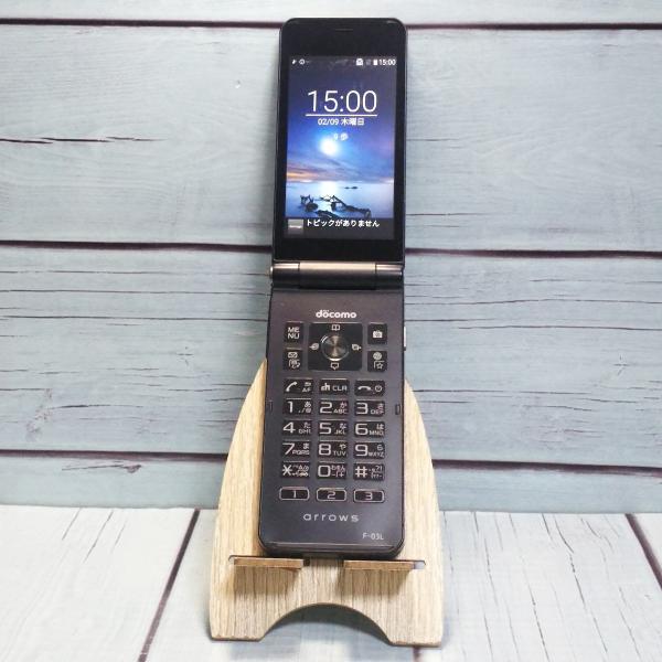 商品は本体（バッテリー内蔵）のみです。その他の付属品はありませんのでご注意ください。【特記事項】SIMを読み込まないためジャンク品での出品です。SIMロック解除コード：6873275135552031【バッテリー性能】著しい性能低下がないこ...