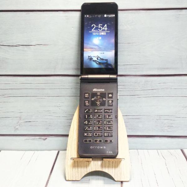 商品は本体（バッテリー内蔵）のみです。その他の付属品はありませんのでご注意ください。【特記事項】液晶の状態が良くないため訳あり品としてお安めに販売中です。【バッテリー性能】著しい性能低下がないことを確認しています（OSからの性能確認不可）【...