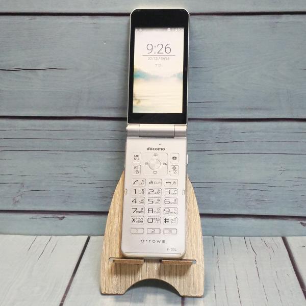 商品は本体（バッテリー内蔵）のみです。その他の付属品はありませんのでご注意ください。【特記事項】液晶の状態が良くないため訳あり品としてお安めに販売中です。【バッテリー性能】著しい性能低下がないことを確認しています（OSからの性能確認不可）【...