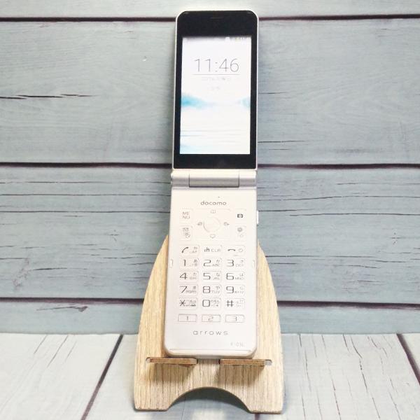 商品は本体（バッテリー内蔵）のみです。その他の付属品はありませんのでご注意ください。【特記事項】液晶の状態が良くないため訳あり品としてお安めに販売中です。【バッテリー性能】著しい性能低下がないことを確認しています（OSからの性能確認不可）【...