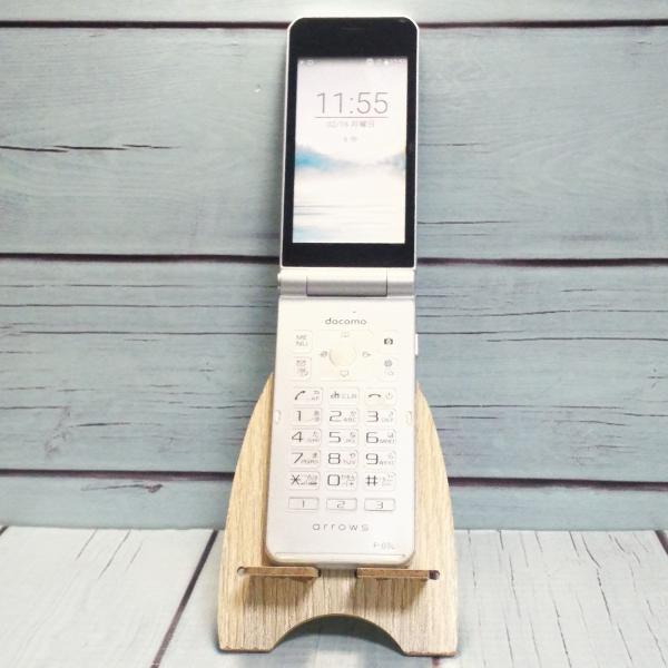 商品は本体（バッテリー内蔵）のみです。その他の付属品はありませんのでご注意ください。【特記事項】液晶の状態が良くないため訳あり品としてお安めに販売中です。【バッテリー性能】著しい性能低下がないことを確認しています（OSからの性能確認不可）【...