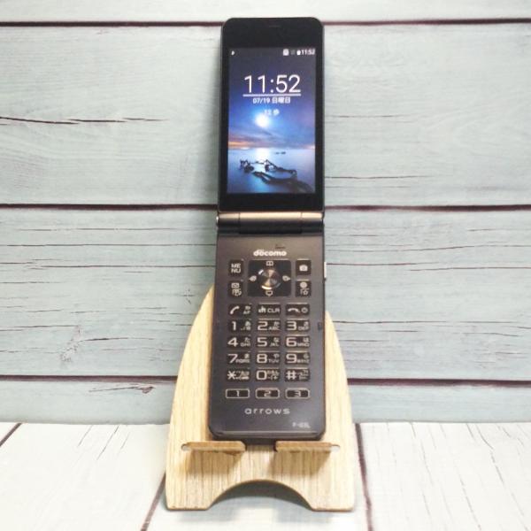 商品は本体（バッテリー内蔵）のみです。その他の付属品はありませんのでご注意ください。【特記事項】擦り傷によりカメラが白くなるため、訳あり品としてお安めに販売中です。【バッテリー性能】著しい性能低下がないことを確認しています（OSからの性能確...