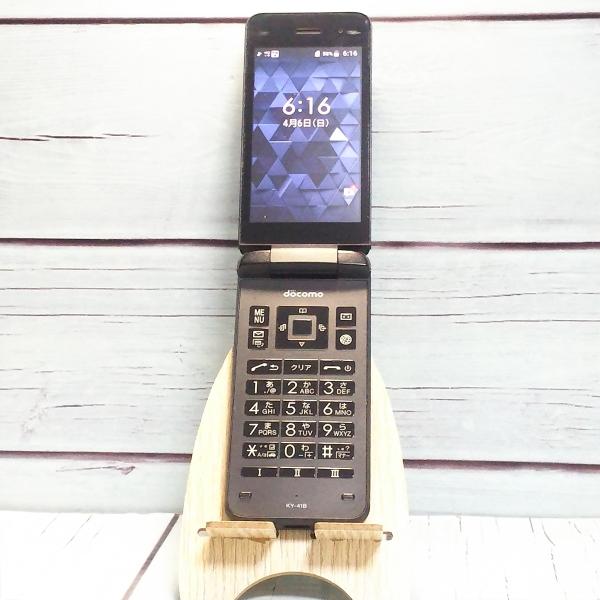 ネットワーク判定○のため安心してお使いいただけます。商品は本体（バッテリー内蔵）のみです。その他の付属品はありませんのでご注意ください。【特記事項】なし。【バッテリー性能】著しい性能低下がないことを確認しています（OSからの性能確認不可）【...