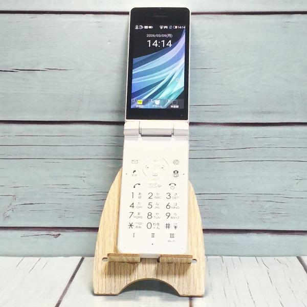 ネットワーク判定○のため安心してお使いいただけます。商品は本体（バッテリー内蔵）のみです。その他の付属品はありませんのでご注意ください。【特記事項】なし。【バッテリー性能】著しい性能低下がないことを確認しています（OSからの性能確認不可）【...