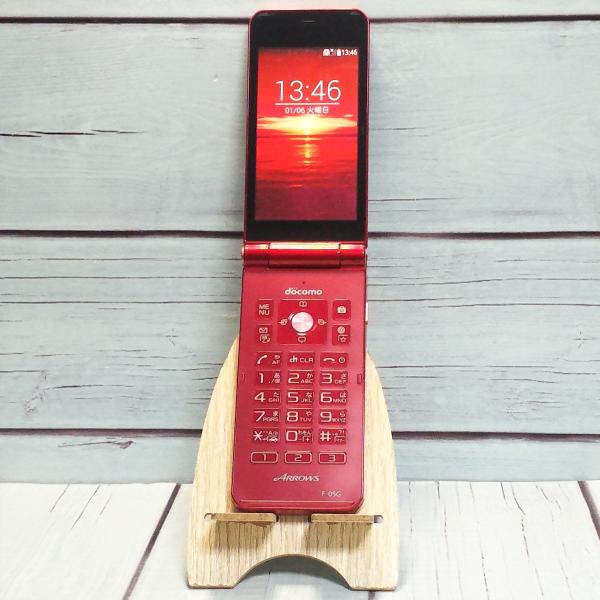 ネットワーク判定○のため安心してお使いいただけます。商品は本体（バッテリー内蔵）のみです。その他の付属品はありませんのでご注意ください。【特記事項】なし。【バッテリー性能】著しい性能低下がないことを確認しています（OSからの性能確認不可）【...