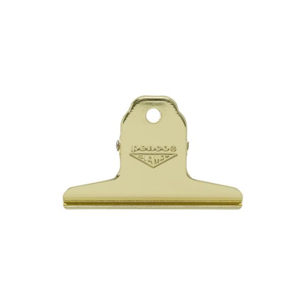 Penco（ペンコ）のスチール製クリップです。シンプルなデザインで、しっかりと挟める強力なホールド力を備えています。書類をまとめたり、お菓子やコーヒーの袋留め、ポストカードを挟んで壁に飾るなど、さまざまな用途に活躍するアイテムです。こちらは...