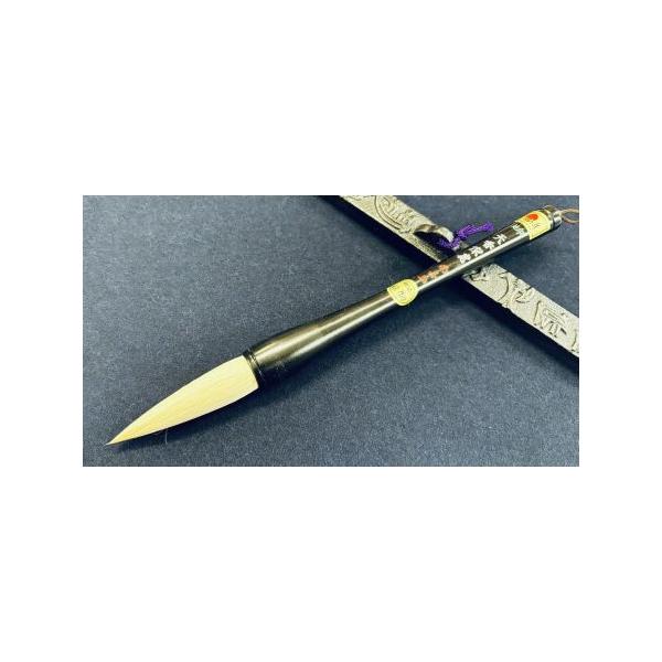 ■ 原毛：白天尾毛・羊毛■ 穂径：18.0mm■ 穂丈：80mm■ 仕様範囲：書き初め・条幅用■ 尚美堂製