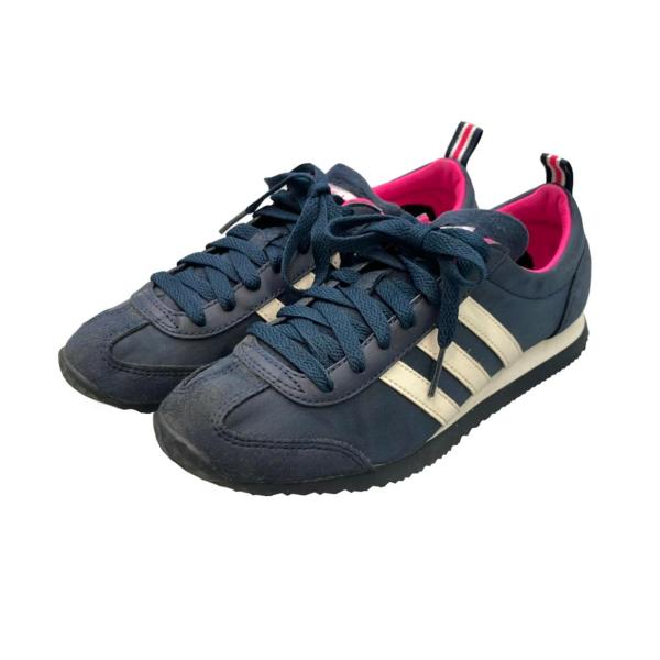 出品日:20251219 性別:レディース ジャンル1:ファッション ジャンル2:スニーカー シーズン:ALL（オールシーズン） カラー:ネイビー系その他 状態ランク:B ブランド:アディダス ブランド: adidas 型番:AW4773