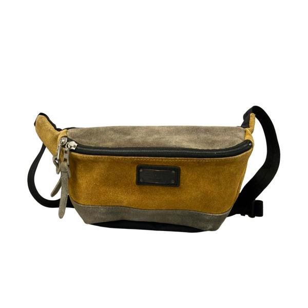 出品日:20251226 性別:メンズ ジャンル1:バッグ ジャンル2:ボディバッグ シーズン:ALL（オールシーズン） カラー:イエロー系その他 状態ランク:C ブランド:マスターピース ブランド: MASTERPIECE