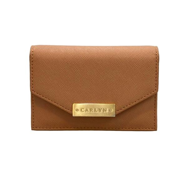 出品日:20251218 性別:レディース ジャンル1:小物 ジャンル2:カードケース シーズン:ALL（オールシーズン） カラー:ピンクベージュ 状態ランク:B ブランド:カーリン ブランド: CARLYN