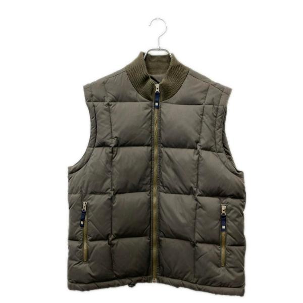 出品日:20260224 性別:メンズ ジャンル1:ファッション ジャンル2:ダウンベスト シーズン:AW（秋冬） カラー:カーキ系 状態ランク:B ブランド:アルマーニジーンズ ブランド: ARMANI JEANS