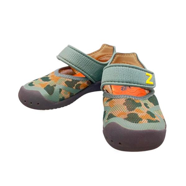 出品日:20250607 性別:キッズ ジャンル1:ファッション ジャンル2:サンダル シーズン:SS（春夏） カラー:グリーン系その他 状態ランク:B ブランド:ニューバランス ブランド: NEW BALANCE 型番:IO208CAM