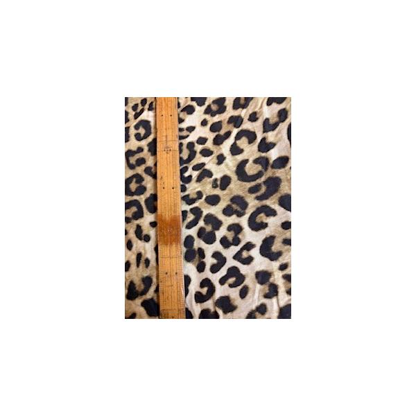 【発売日：2026年02月02日】商品名：綿ローンプリント 豹柄生地幅：108cm※【販売価格は１mの値段です。】数量１で1mになります。※生地の色味をなるべく近づけておりますが、お客様のご覧になる携帯、パソコン等、ブルーライトカット等によ...