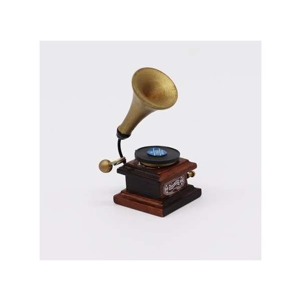 ※お急ぎの場合は、ご注文時に※※＜宅配便＞をご選択ください（有料）※ミニチュア雑貨 蓄音機　シルバニアの家具の実寸とほぼ同じスケール感ですのでシルバニアにもお使い頂けそうです※小物・家具は付属しておりません素　材：木　金属カラー：サイズ：長...