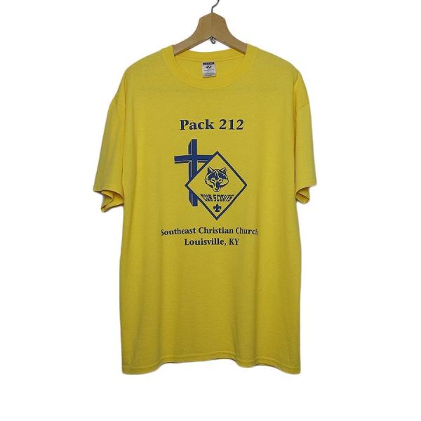 アメリカで見つけた、プリントＴシャツ。CUB SCOUTS カブスカウト 。黄色。●BODYブランド●JERZEES●製造国●HONDURAS●表記サイズ●L肩幅　約57.0cm袖　　約22.0cm着丈　約77.0cm身幅　約57.5cm●...