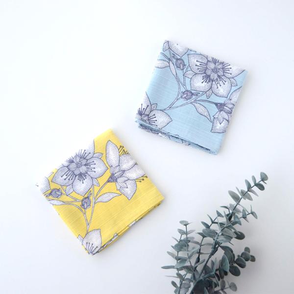 もっと身近に感じる、北欧デザインの50cm風呂敷昔から伝わる和の技術と、海外のデザイナーによる洋のデザインが融合した新しいスタイルのコトノワの風呂敷です。フィンランドで最も著名な窯元「ARABIA」で活躍のデザイナー、ヘイニ・リータフタによ...