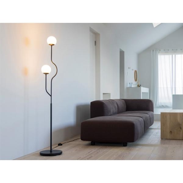 [特徴]フロアライトChemin 2 シュマン 2 LT-4458 LT-4459 インターフォルム スタンドライト 2灯 丸 球体 ボール リビング 寝室 間接照明LT-4459 Chemin 2 シュマン 2 は、2灯タイプのフロアライ...