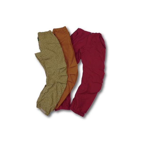 ・コハク/アカネ/レオパードBE：23SS新色　コハクは黄色味のある茶色。金茶色。　アカネはやや深めのほんのりベリー味のある赤。　レオパードBEは紡糸工場で糸を作る段階で出る廃材を集めて　再度紡績した糸を使用したリサイクルナイロン素材。　コ...