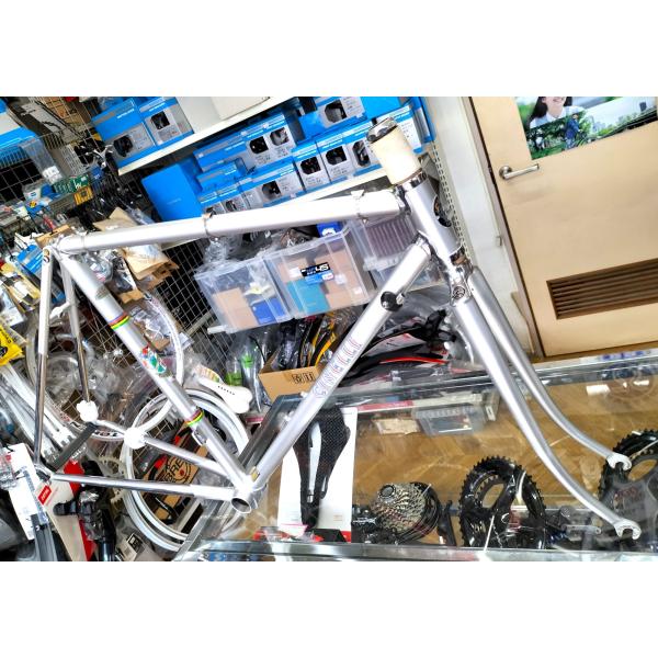 アウトレット新品 CINELLI チネリ  スーパーコルサvintage 51サイズ／51パイプ／コロンブス SLカラー／シルバーアウトレット理由→ 展示車バラシ品につき、小さな傷.クスミあり日本輸入代理店による正規輸入品フレーム販売や発送...