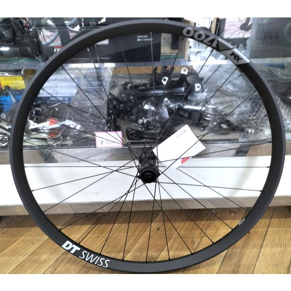 新品 DTスイス XM 1700 スプライン 27.5 フロントホイールメーカー : DTスイス分類名 : フロントホイール商品名 :  XM 1700 スプライン27.5インチ規格 ： 15ｘ110ｍｍブーストセンターロックディスクブレー...