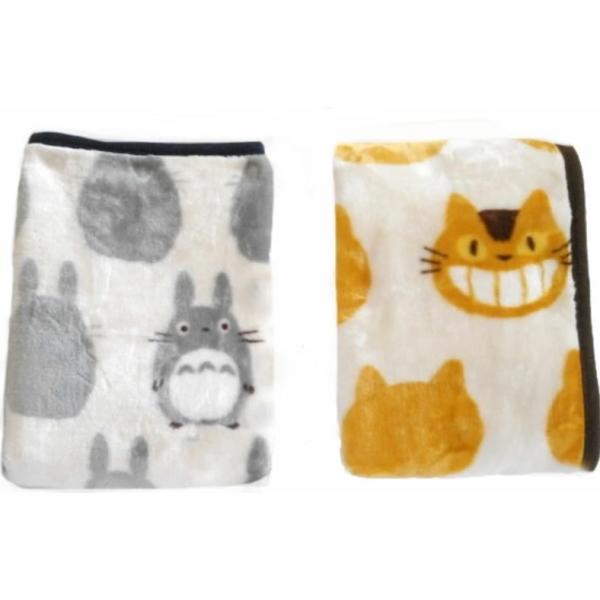 いつも変わらぬ可愛さと人気でみんなに愛されているトトロとネコバスのひざ掛けです。これからの季節にひざ掛けは色んな場面で大活躍いたします。ママも赤ちゃんもいろんな使い方で楽しんでくださいひざ掛けとしては勿論、ママの肩掛けや赤ちゃんのお昼寝の掛...