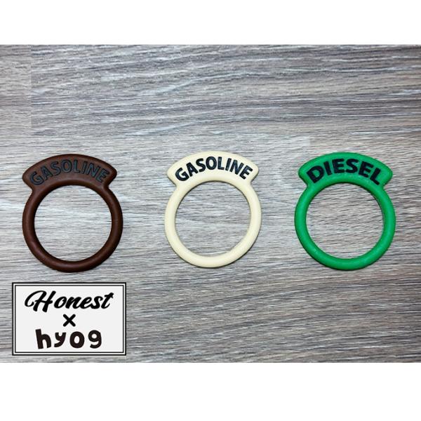 必ず[もっと見る]を開き、ページ下部まで詳細をご確認ください。----Honest トヨタ ハイエース 給油キャップステッカー