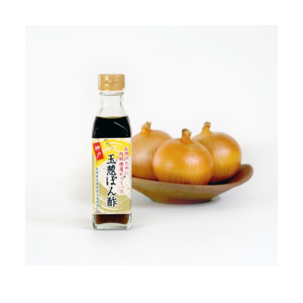 ＜　素材が喜んだ！ 「玉ぽん」ご好評のお召しあがり方　＞『玉ぽん』１本あれば、お鍋から焼き物・炒め物・揚げ物まで様々な料理に使用できます。いつも同じ味付けになりがちな家庭料理の味付けを、いつもと同じ作り方で、『玉ぽん』を‘つける‘だけ、’か...