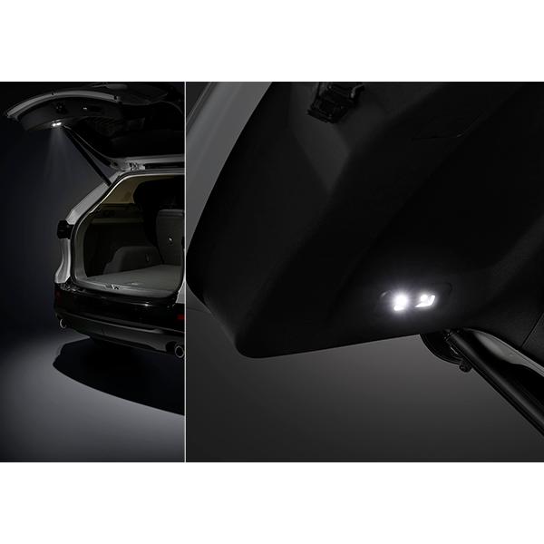 【適合】CX-5(KM系) 10万台※写真の色や照度は実際のものとは異なります。リフトゲートを開くとLEDランプが点灯し、荷室周辺を広く照らすことで夜間の荷物の出し入れをサポートします。