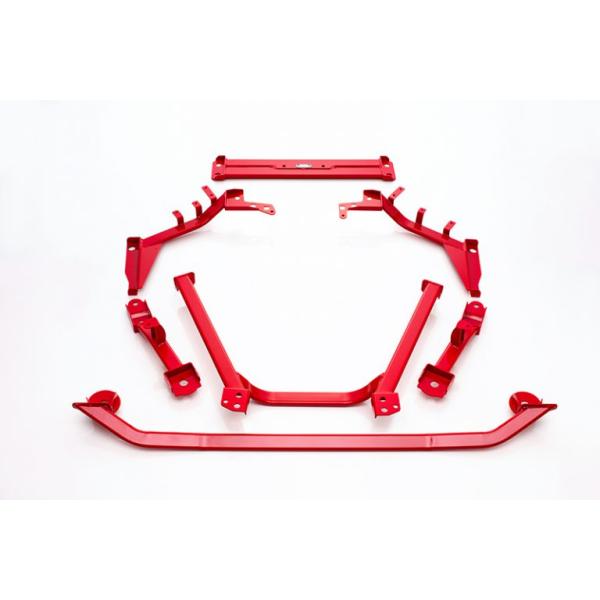 【適合車種】CX-80 ディーゼルハイブリッド車・ディーゼル車※メンバーブレースセットとロアアームバーの同時装着不可。＜主な仕様＞・スチール製オーバルシャフト前後7ピース構造 ・重量:9.5kgロアアームバーの進化版。ボディフロアに3次元ト...