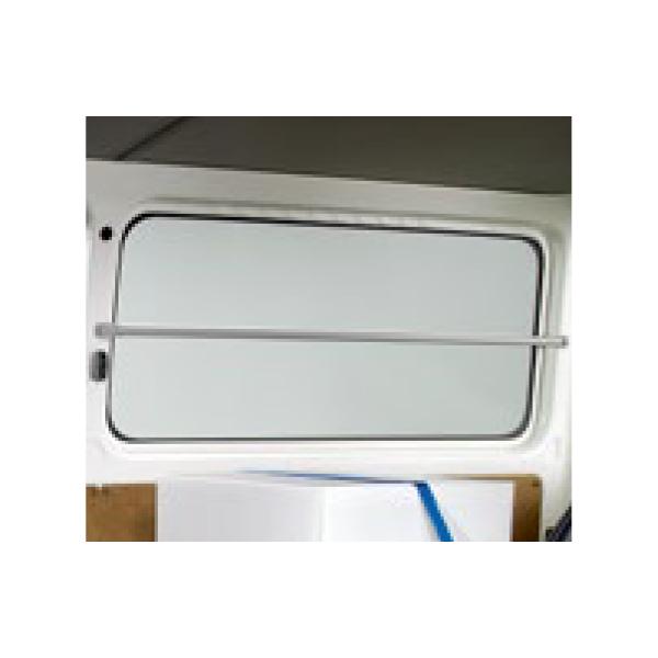 【適合車種】ボンゴブローニィバン 全車2WDディーゼル GDH201-2900000〜2WDガソリン TRH200-9000000〜4WD GDH206-2900000〜リアウィンドーのガラスの傷付きを軽減。パイプ径：Φ22mm