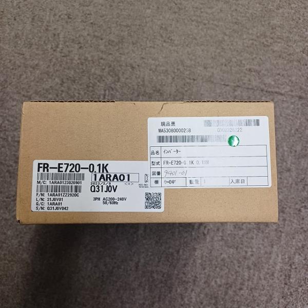 メーカー：三菱電機タイプ：簡単・パワフル小形インバータ FREQROL-E700シリーズ 三相200V適用モータ容量(kW)：0.1kW出力　定格容量(kVA)：0.3　　　定格電流(A)：0.8商品の詳細仕様はメーカーのHPでご確認お願い...