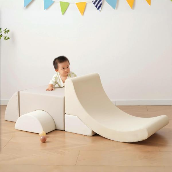 【ソフトブロックのメリットとは】01子供の体幹を鍛える02創造性や探求心をより一層磨く03協調性を身につける04空間把握力を高めるのに役たつ【柔らかい素材】弾み・安定性・重量を良いバランスに設計している。ステッチデザイン、より強固で安心.....