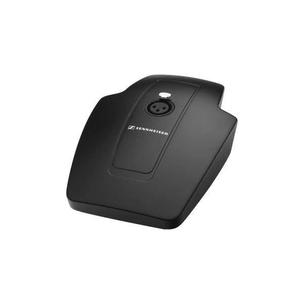 MAT 133 Bはテーブルスタンドです。頑丈なハウジングを備え、機能的で控えめなデザインを持つ MAT 133 は、XLR3 グースネック・マイクロホンに強力な基盤を提供します。製品型番：MAT 133 B