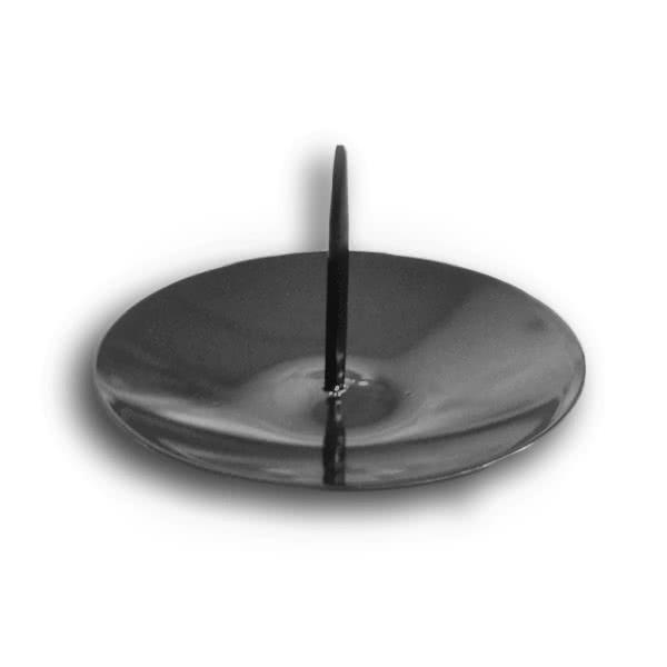 ◎内容：新潟は金物の町「燕・三条」にて製作されたキャンドルスタンドです。10丁（15cm）用のO型ろうそく立て。安全に和ろうそくを楽しんで頂くため、ろうそく立てと火消しをご利用頂く事をおすすめします。