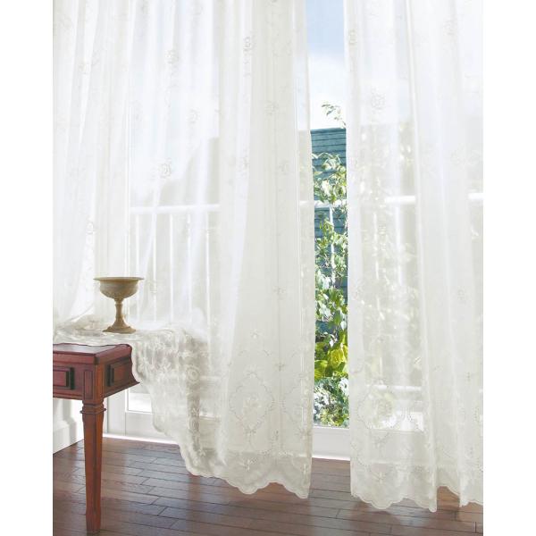 巾継ぎ（ジョイント）のない美しい仕上がりです。● 生地幅280cm● 機能ウォッシャブル ／ 透過性能C● 組成タテ：ポリエステル100%　ヨコ：ポリエステル100%　刺繍糸：ポリエステル100%● 寸法変化率タテ：-0.5%　（ドライ　-...